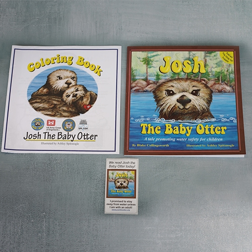 Josh the Baby Otter Book - English - Josh The Otter